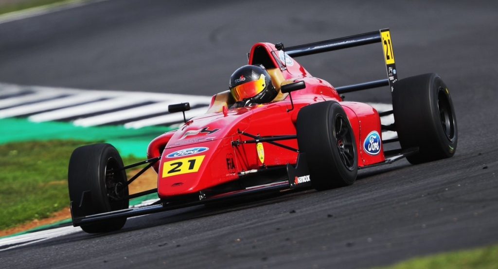 British F4: New Team for Silverstone as Jewiss and Simmons Lock Horns ...