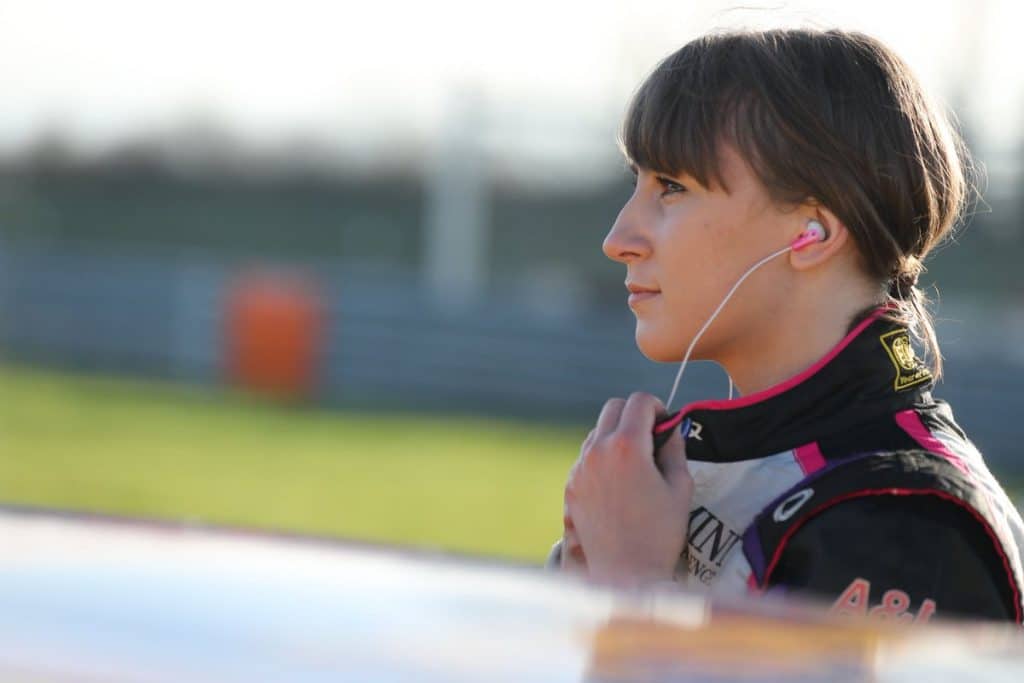 MINI CHALLENGE UK: Lydia Walmsley – “I hope to make BTC Racing proud ...